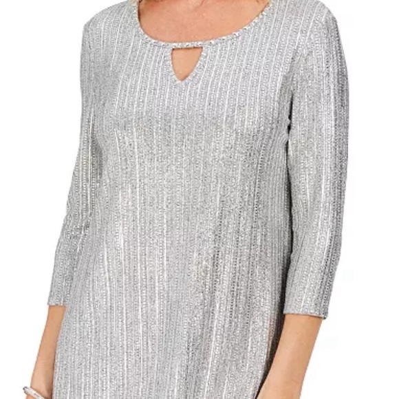 JM Collection | Tops | Jm Collection Metallic Silver Ribbed Keyhole ...